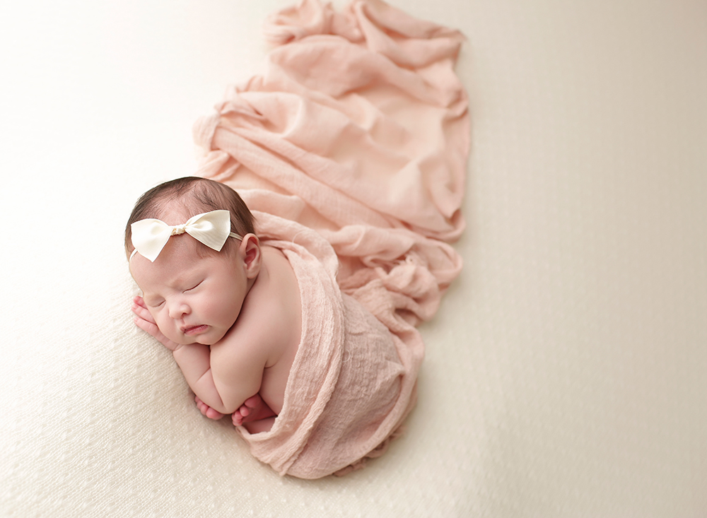 5 Reasons Why I LOVE the Newton Crib Matress