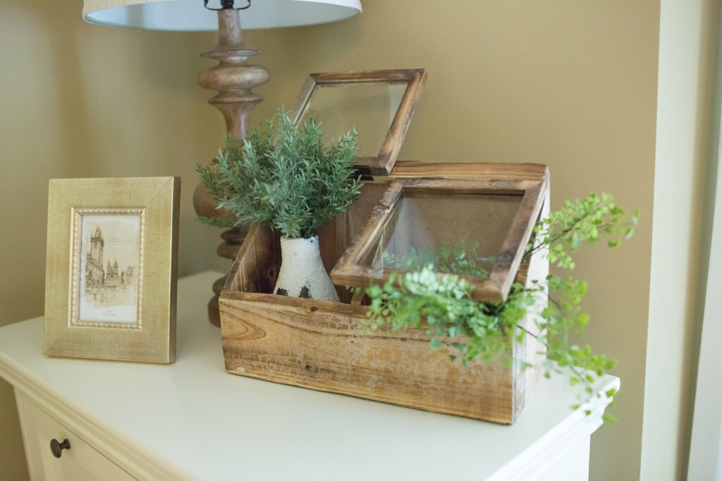 The Best Farmhouse and Cottage Style Decor from eBay