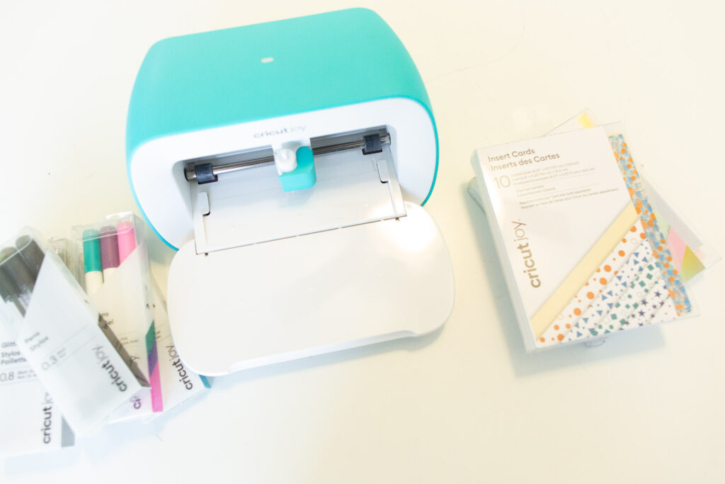 How to Use Cricut Joy Insert Cards to Make Cards (with Pictures)