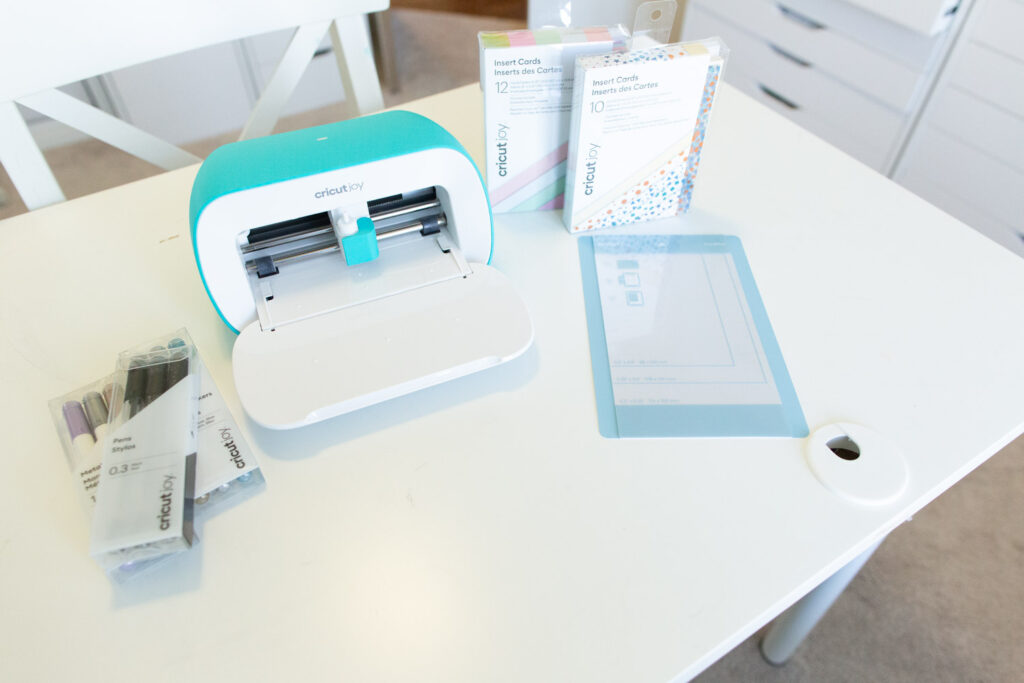 How to Use Cricut Joy Insert Cards to Make Cards (with Pictures)
