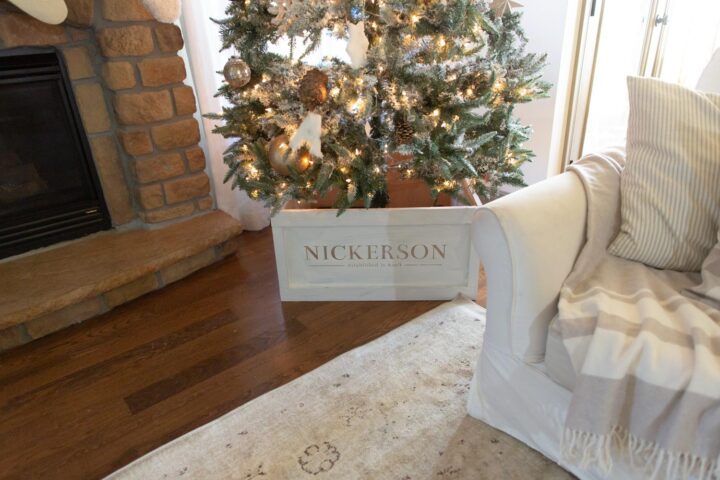 How to Make a Christmas Tree Collar (Step by Step with pictures)