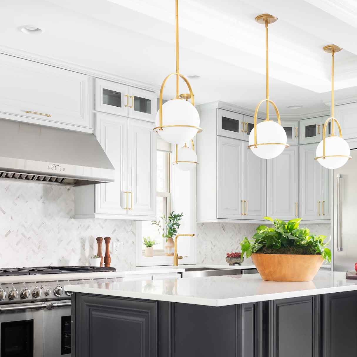 Transform Your Kitchen with Island Pendant Lights: Tips and Ideas