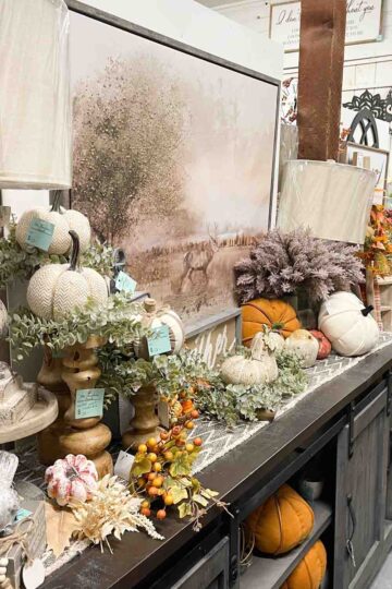 9 Easy Steps to Decorating a Console Table for Fall and Autumn