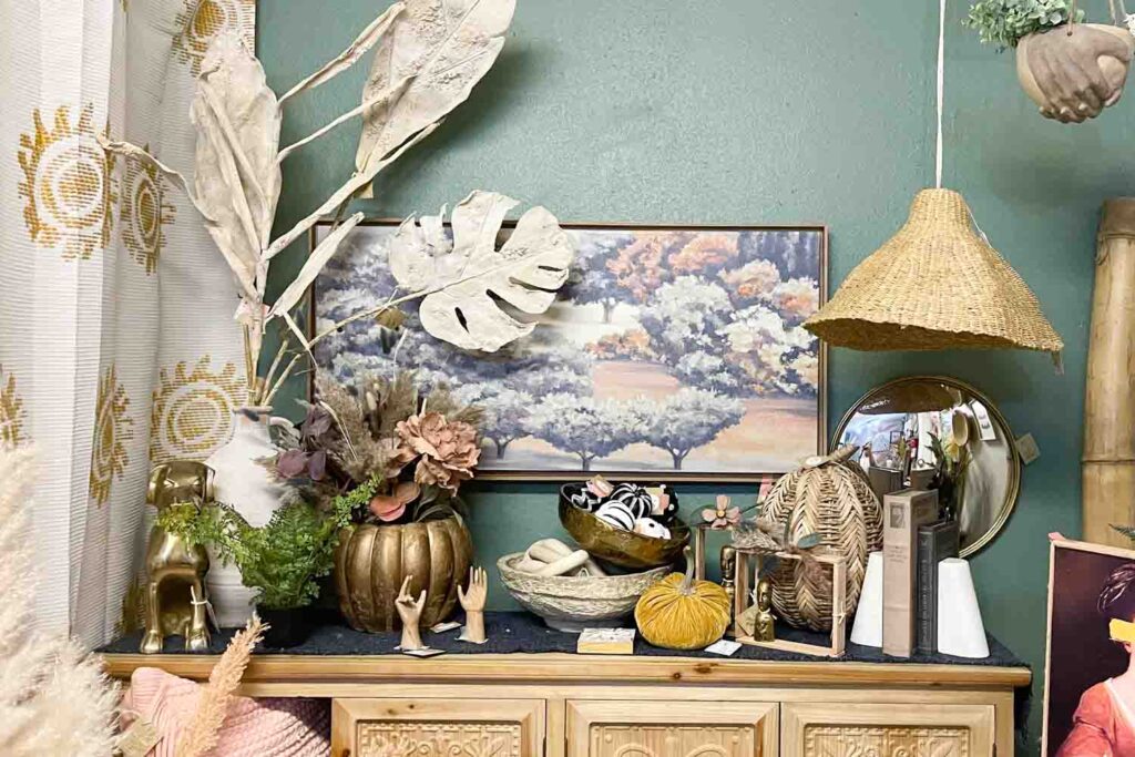 9 Easy Steps to Decorating a Console Table for Fall and Autumn